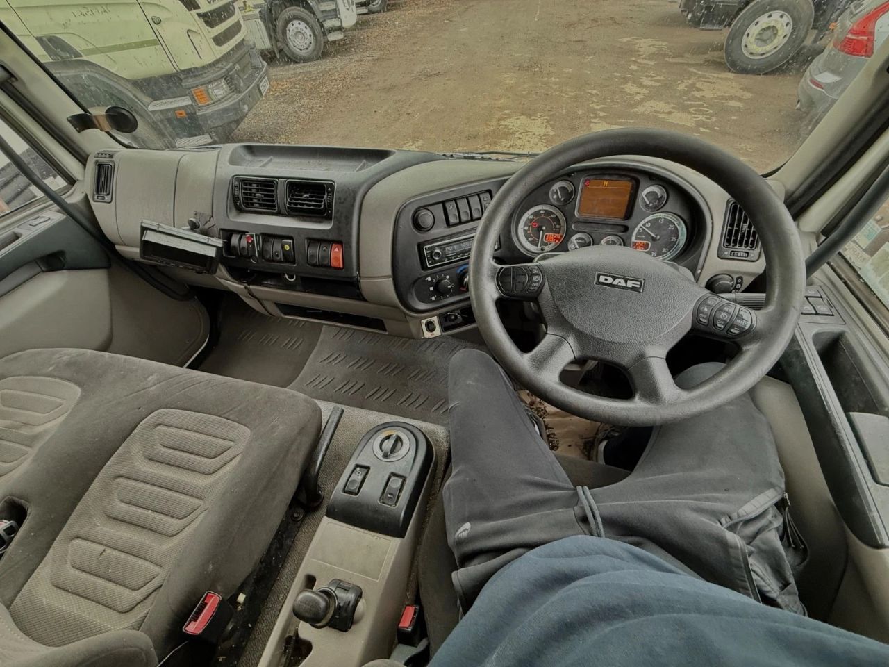 DAF TIPPER TRUCK FOR SALE IN LONDON SCANIA TIPPER FOR SALE IVECO TIPPER ...